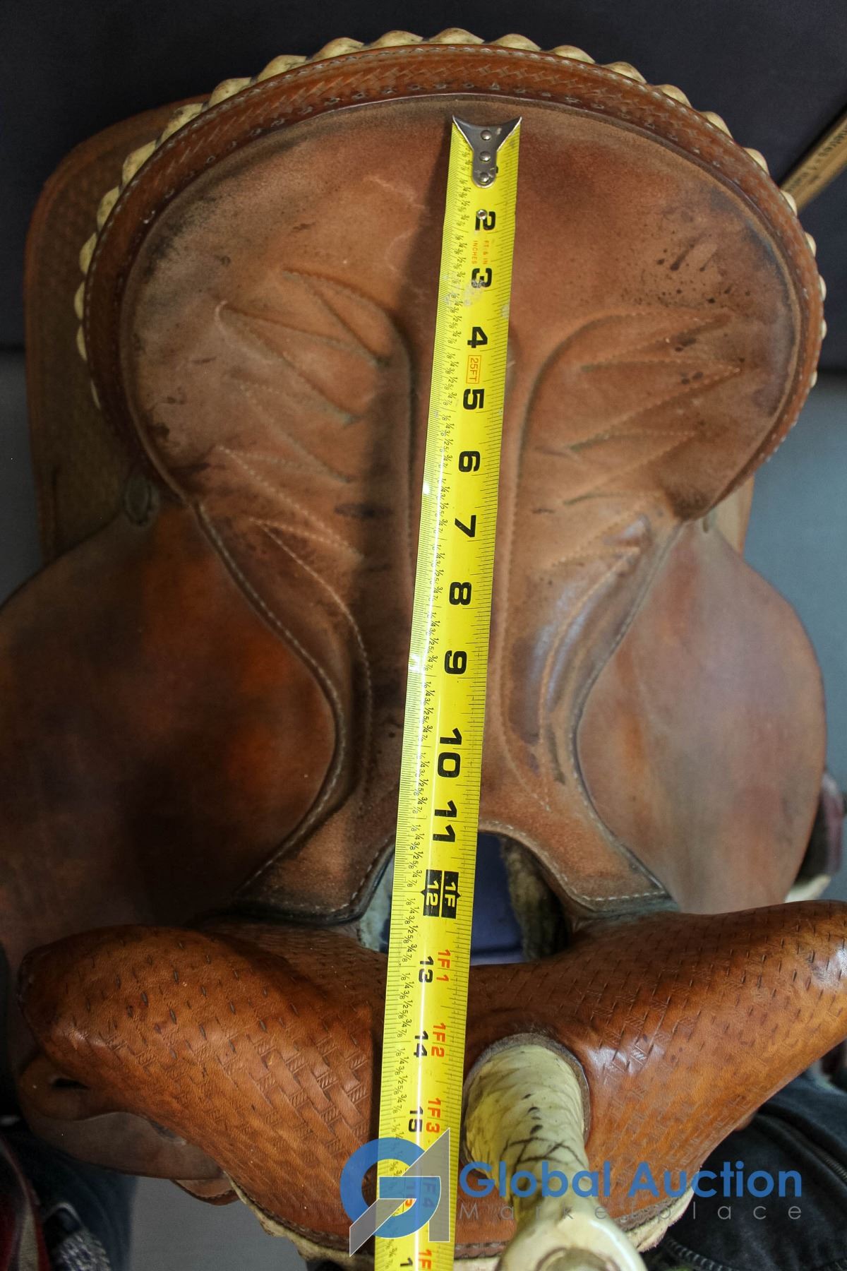 Western Barrel Saddle (Measurements in Pictures)