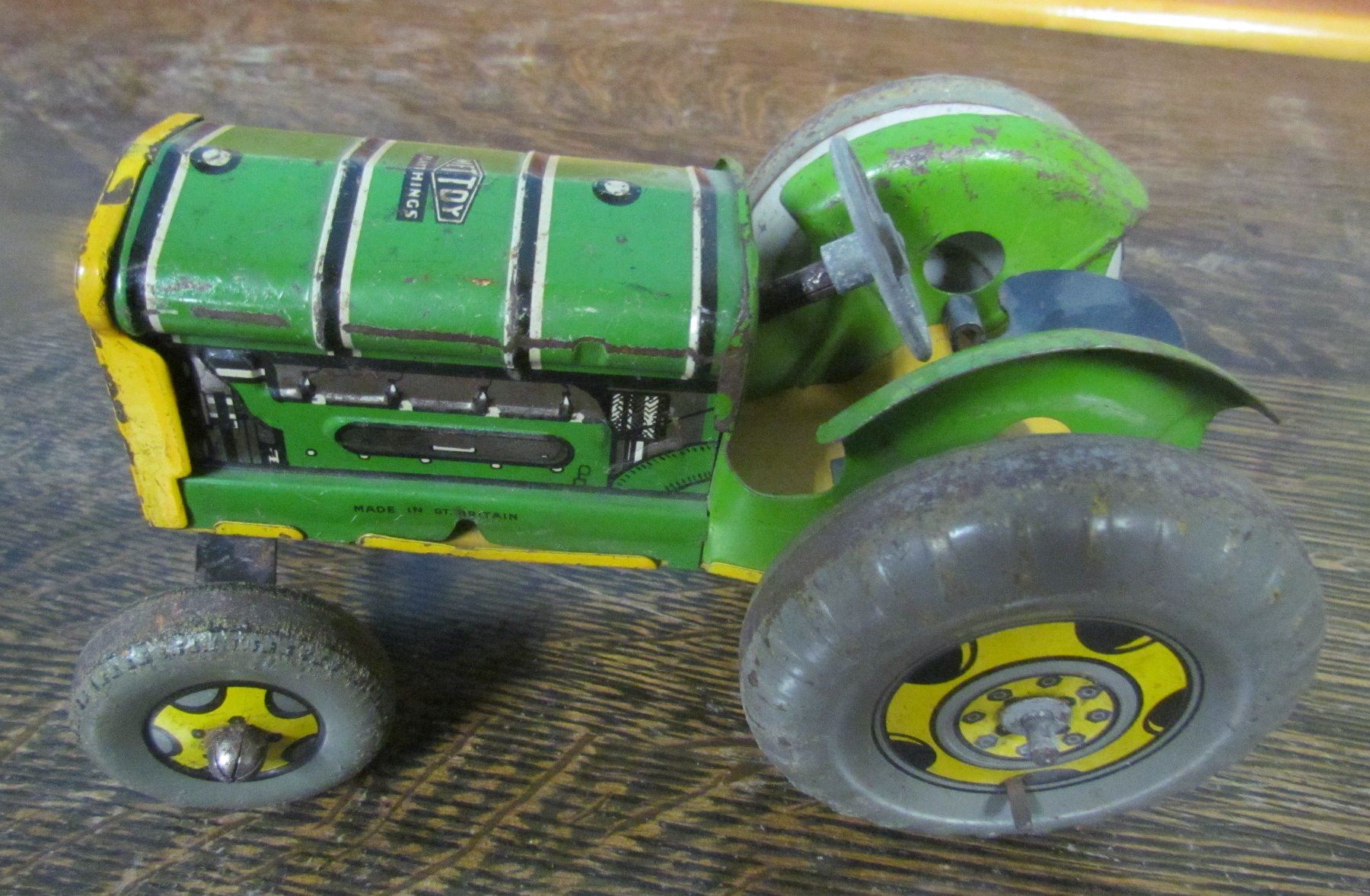 TIN TRACTOR (METTOY PLAYTHING) - Schmalz Auctions