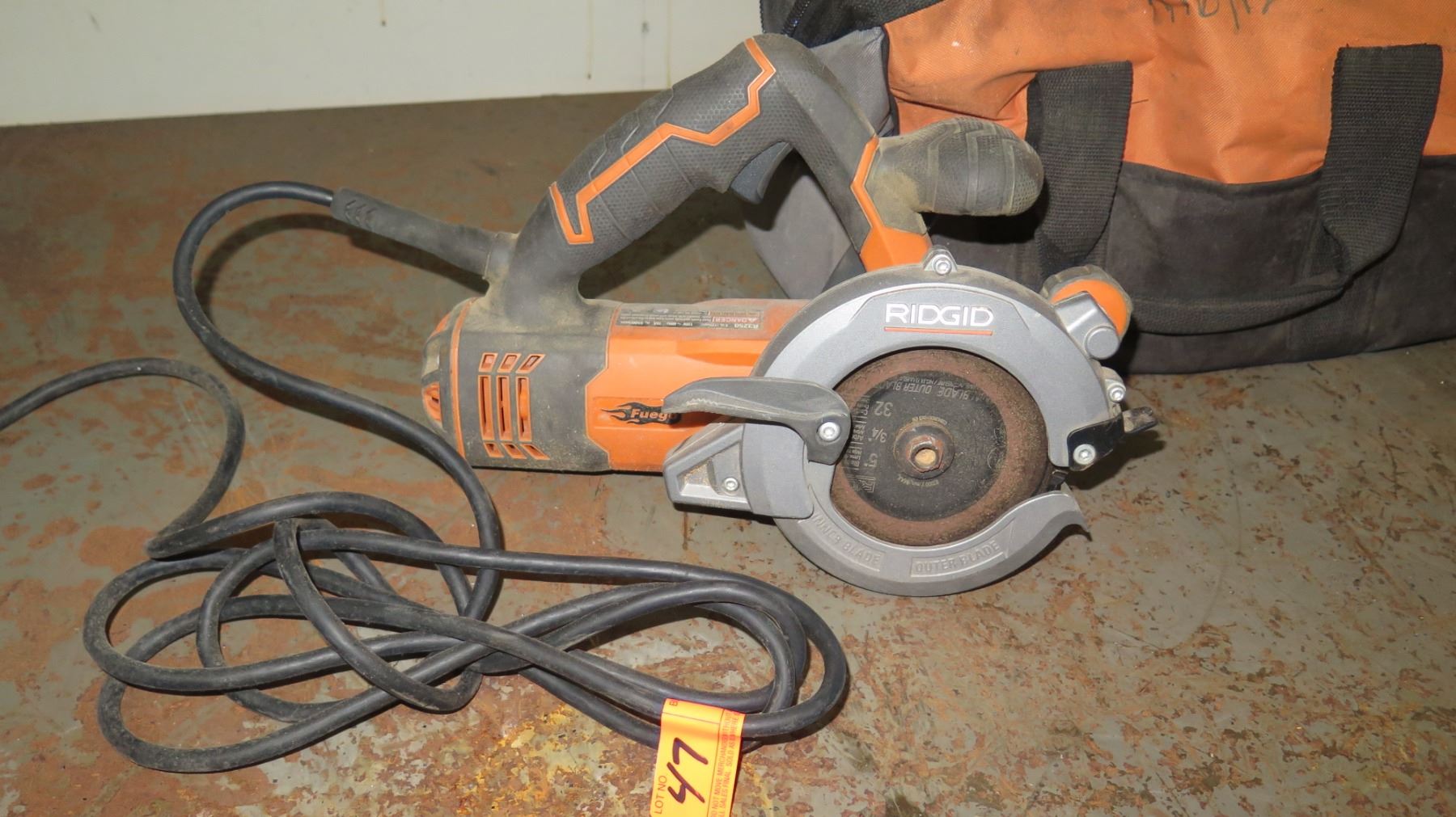 Ridgid 5 Twin Blade Circular Saw Model R3250 Powers On See Video ridgid-5-twin-blade-circular-saw-model-r3250-powers-on-see-video