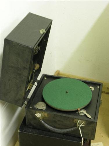 A Decca 'Junior' portable gramophone player, with winding handle ...