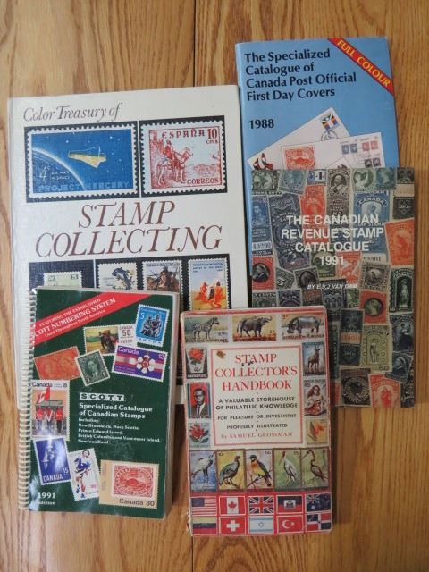 LOT OF 5 BOOK/BOOKLETS (STAMP COLLECTING) - Schmalz Auctions