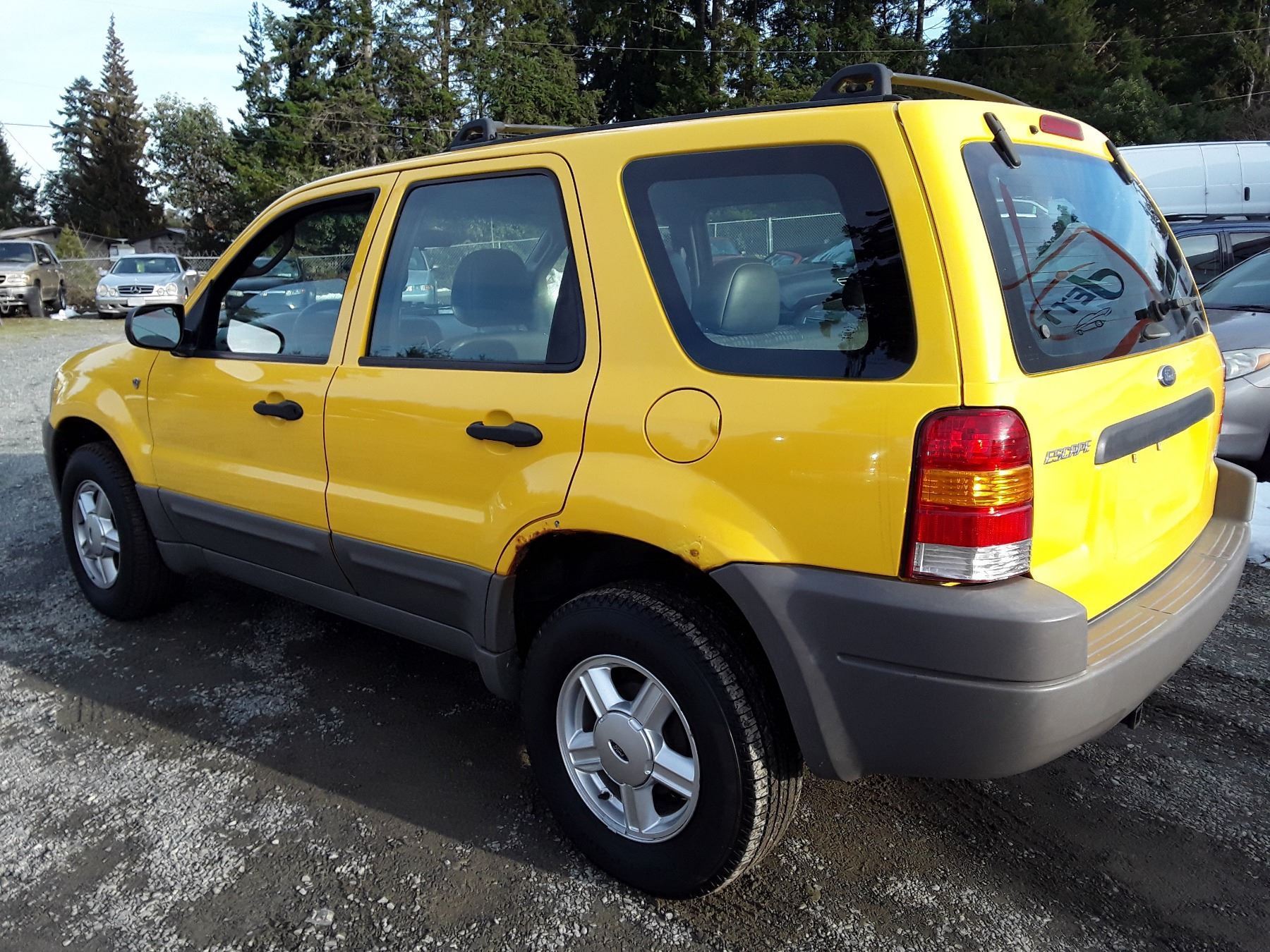 K3 -- 2002 FORD ESCAPE XLS , Yellow , 190718 KM's