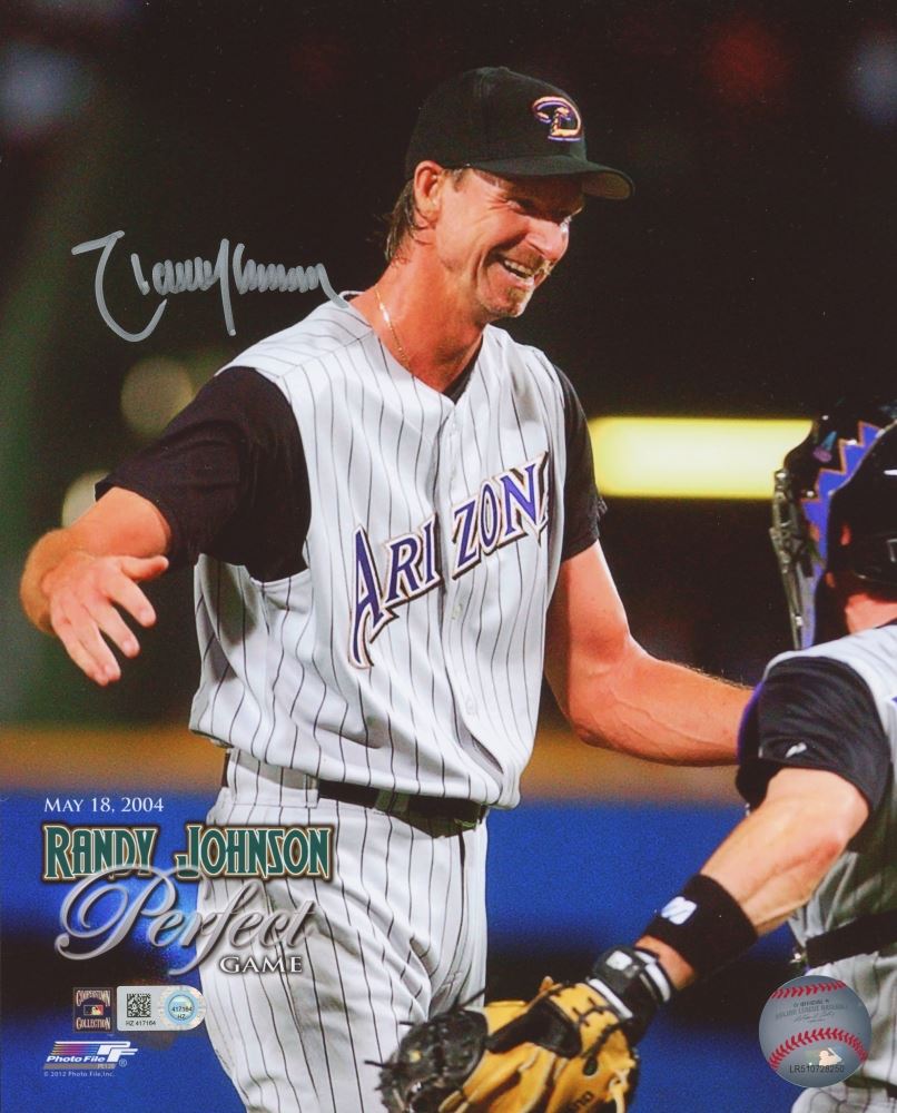 Randy Johnson Signed Diamondbacks 8x10 Photo (MLB Hologram)