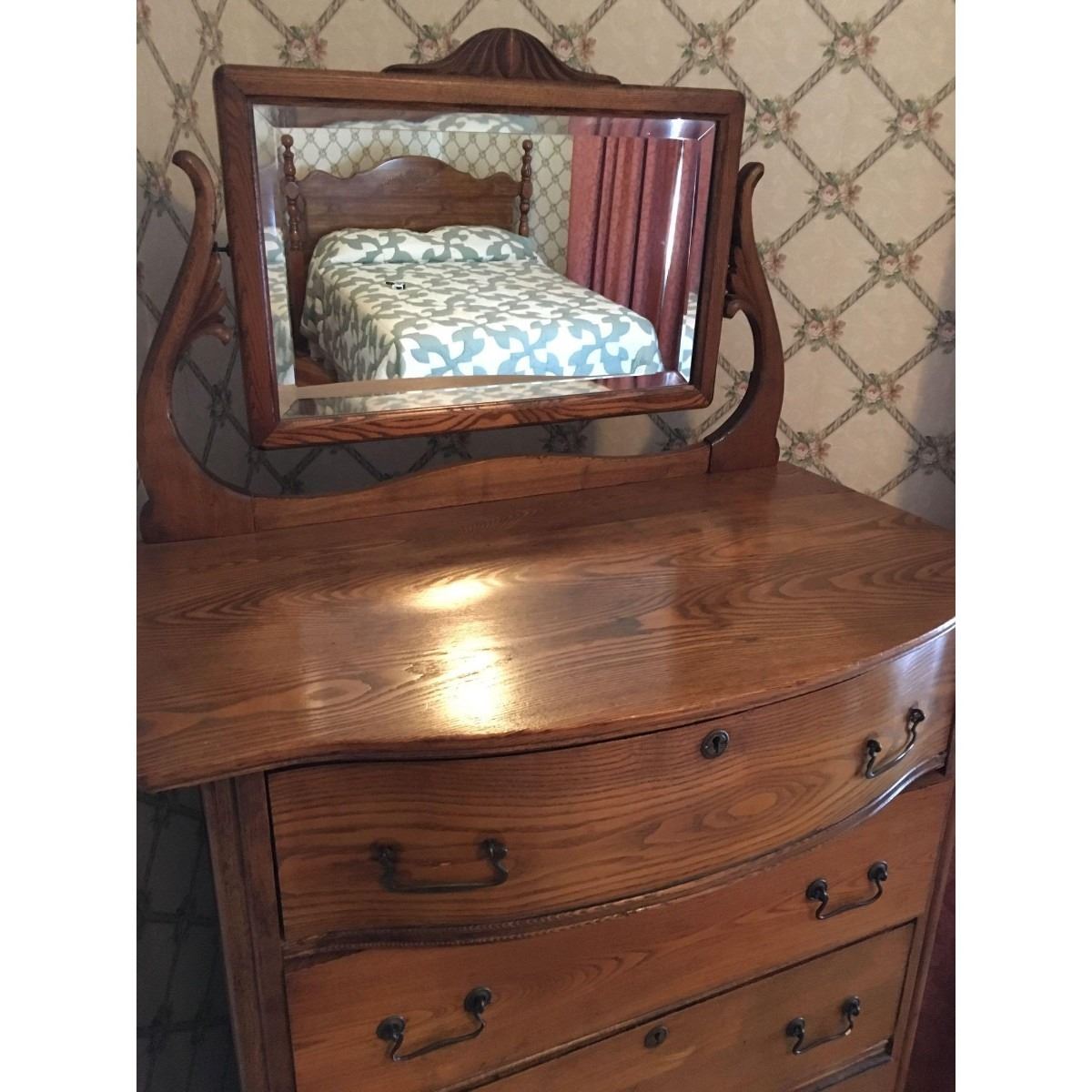 Antique 5 Drawer Dresser with Mirror