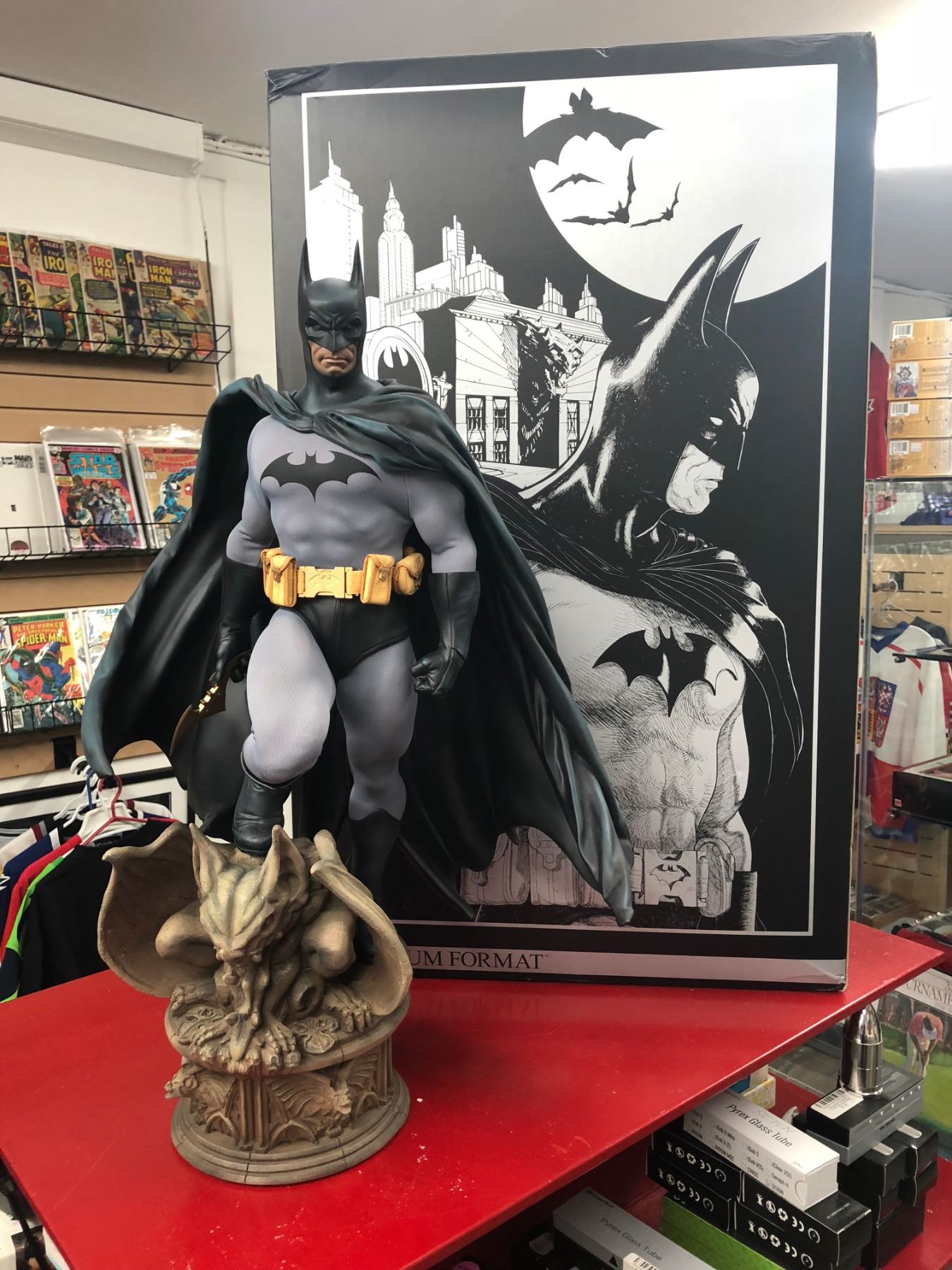 LIMITED EDITION Batman Premium Format™ Figure by Sideshow Collectibles