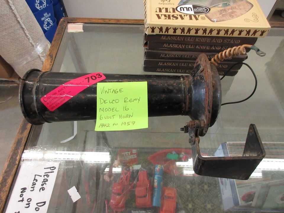 Vintage Delco Remy 6 Volt Horn - Model 16