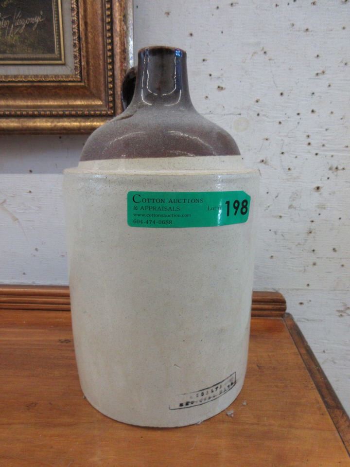 2-Tone Medalta Jug