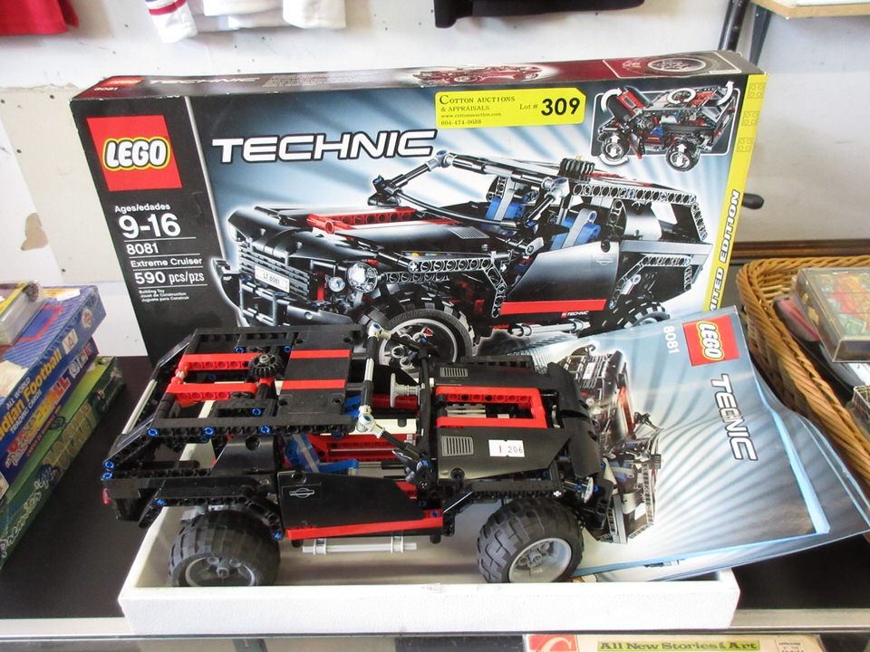 Lego #8081 Technic Extreme Cruiser 4x4