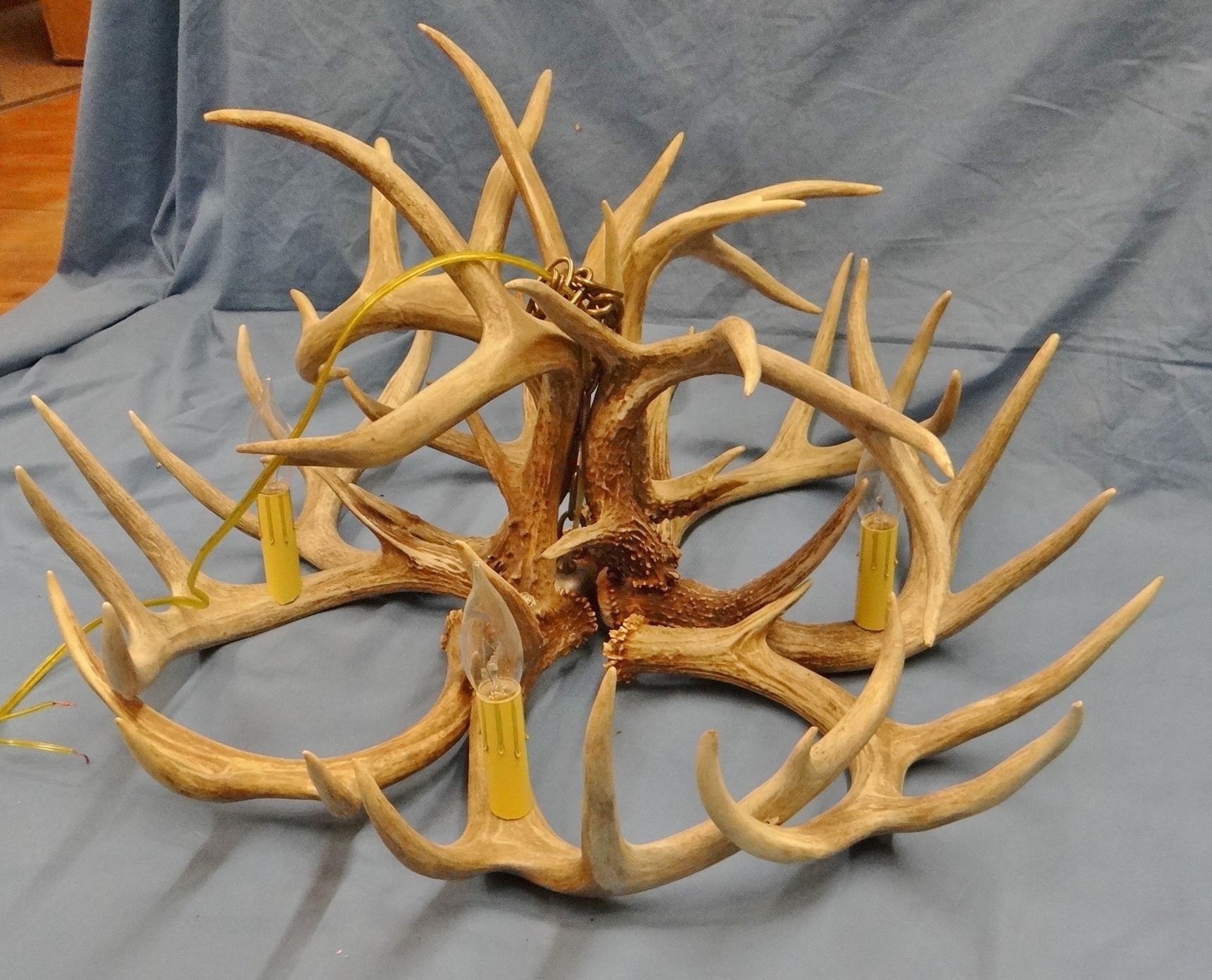 Deer antler hanging light fixture, 41 lights, 28" w x 15" h