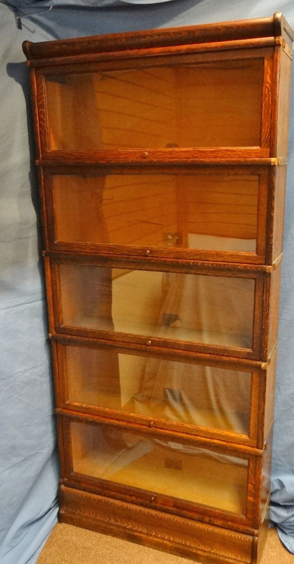 Globe-Wernicke Co. 5 high barrister set, excellent