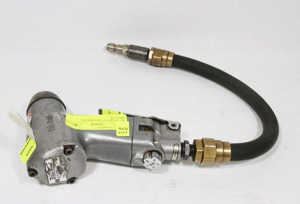 BLUEPOINT AT300A IMPACT WRENCH.