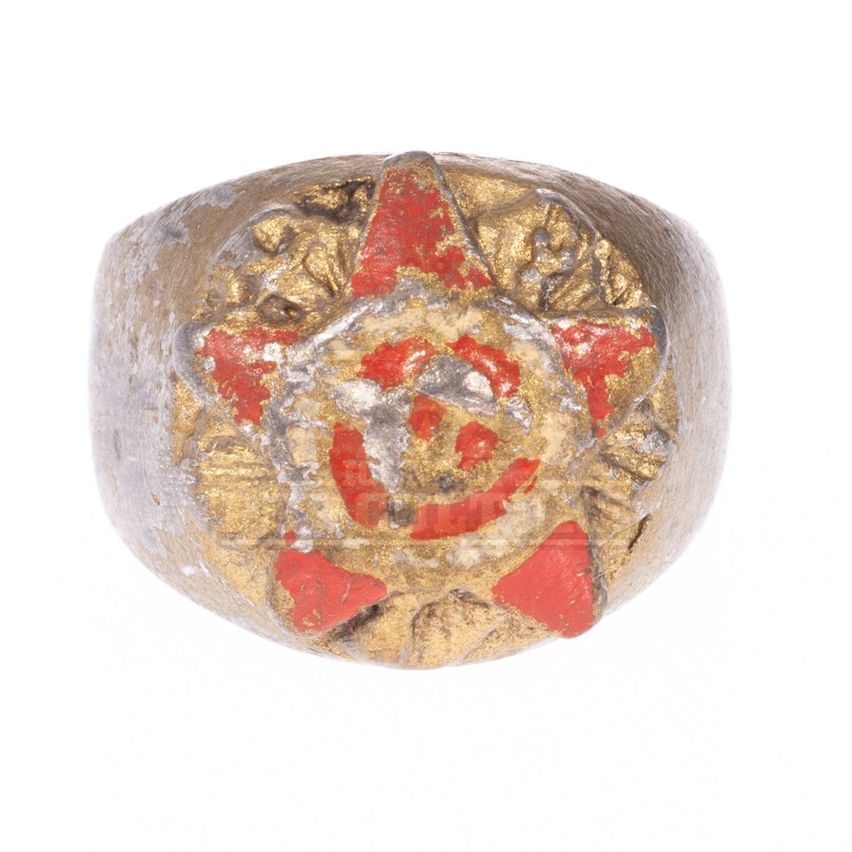 Salt – Orlov’s (Daniel Olbrychski) Soviet Military Ring - II325