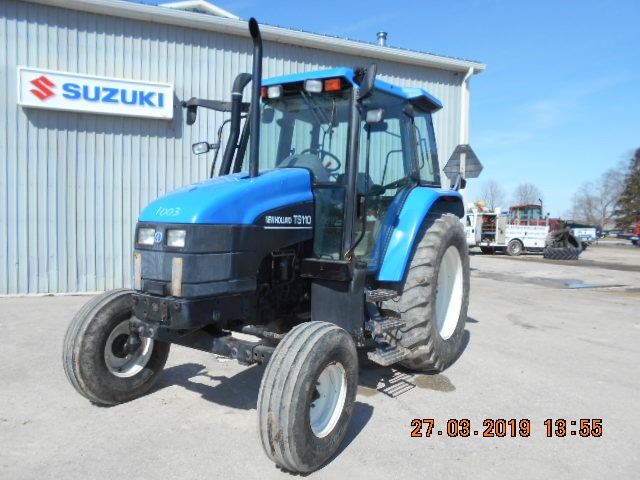 NH TS110 TRACTOR