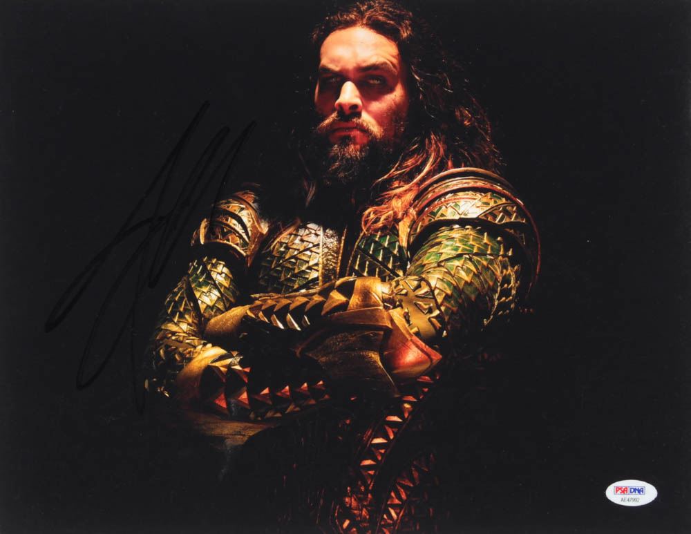 Jason Momoa Signed "Justice League" 11x14 Photo (PSA COA)