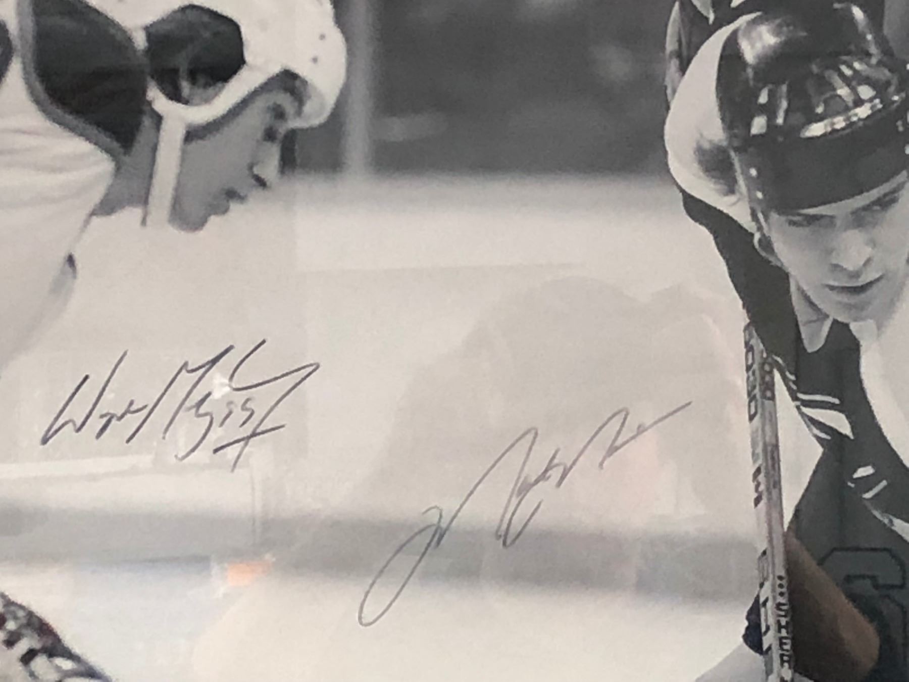 1978-79 WHA WAYNE GRETZKY & MARK MESSIER DUAL SIGNED 24" X 20" FRAMED ...