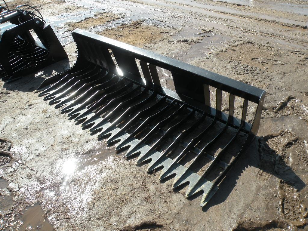 Brute 83" rock bucket -tines 4" on center -New