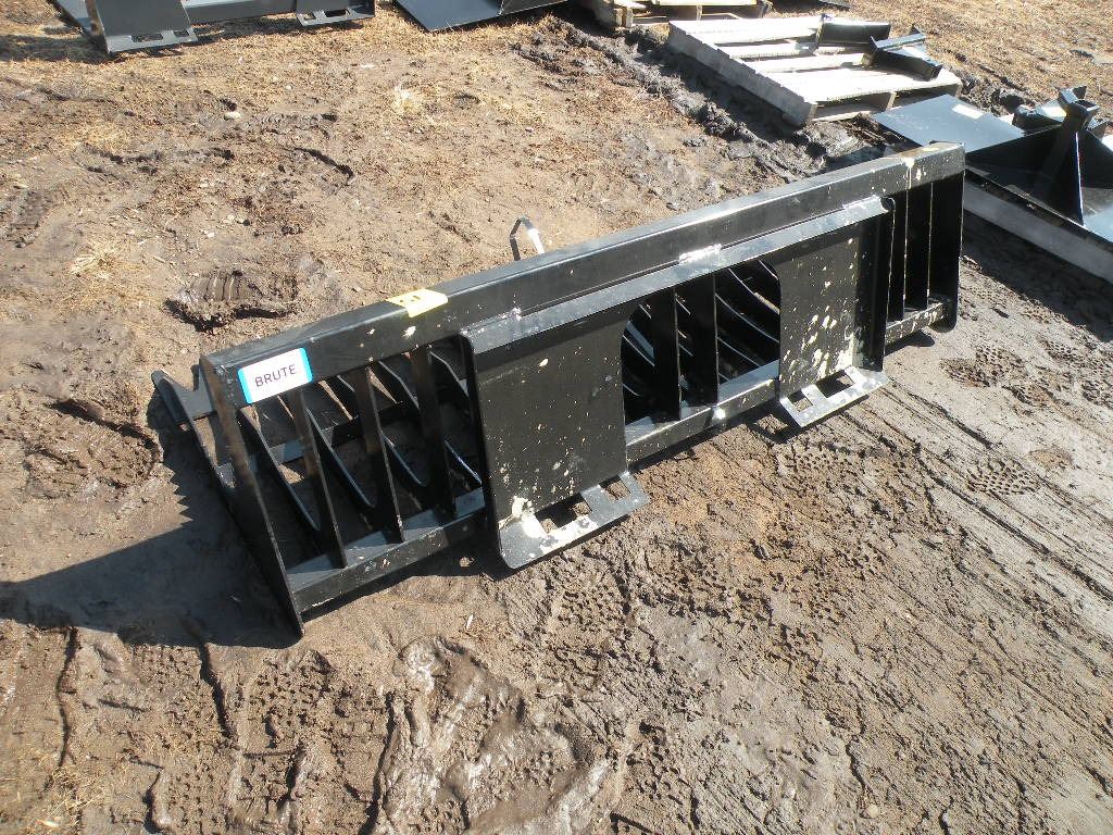 Brute 74" rock bucket -tines 4 1/2" on center -New