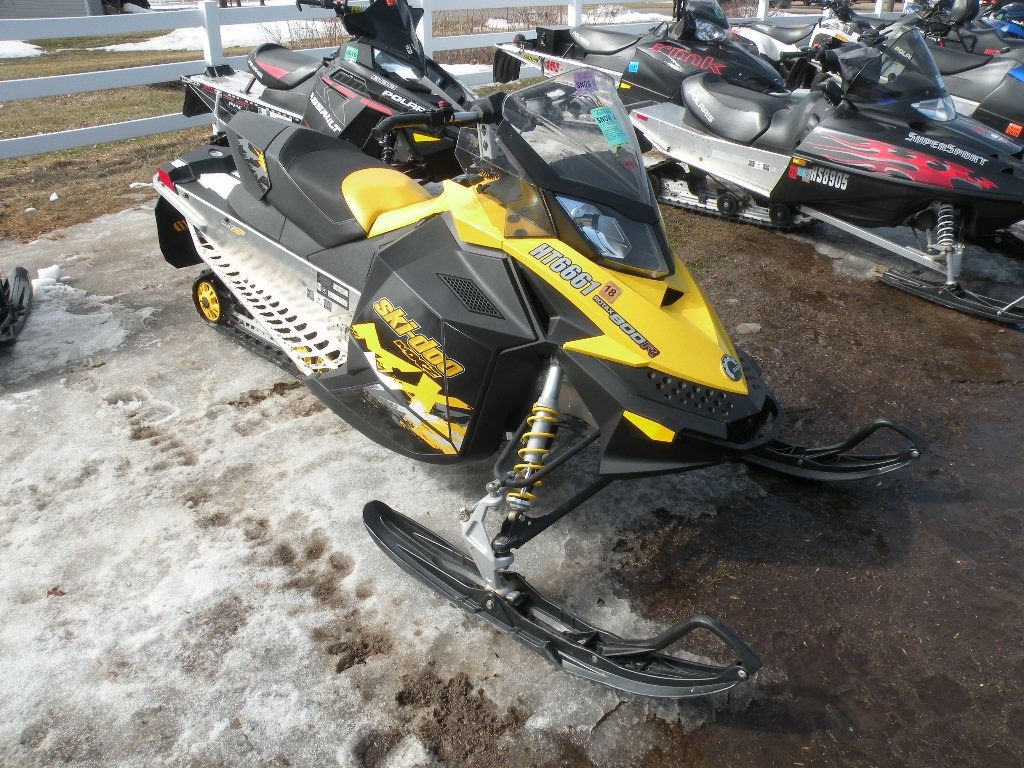 2010 Ski Doo MXZ 800 R SN#-2BPSBDAB3AV000292