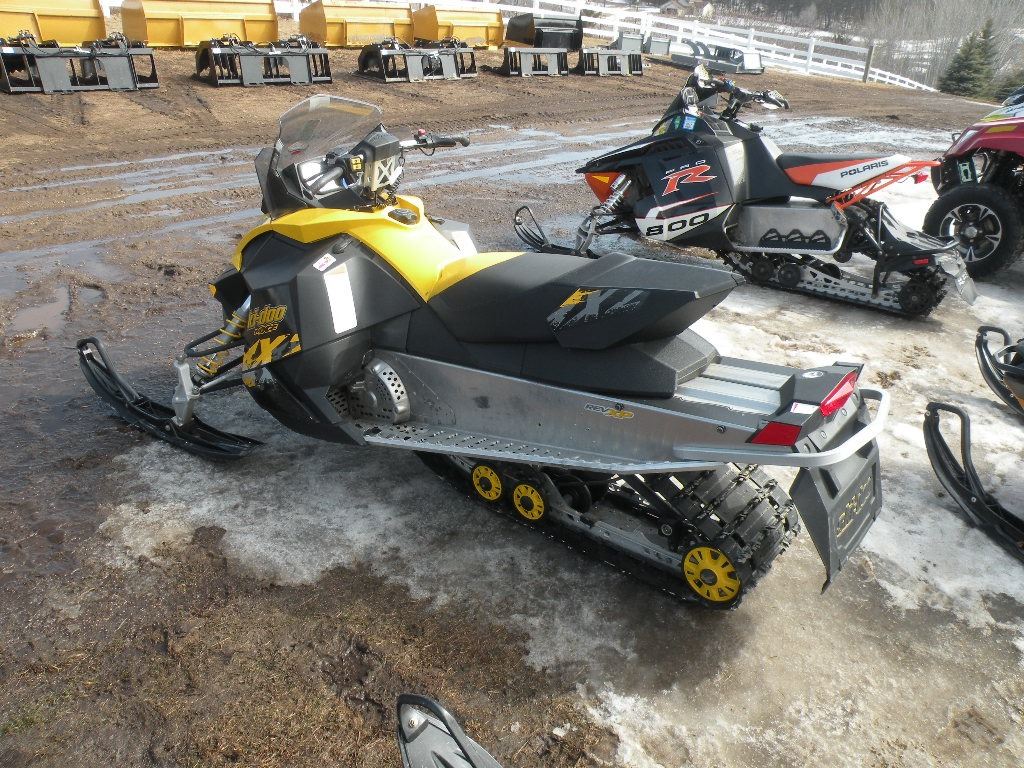 2010 Ski Doo MXZ 800 R SN#-2BPSBDAB3AV000292