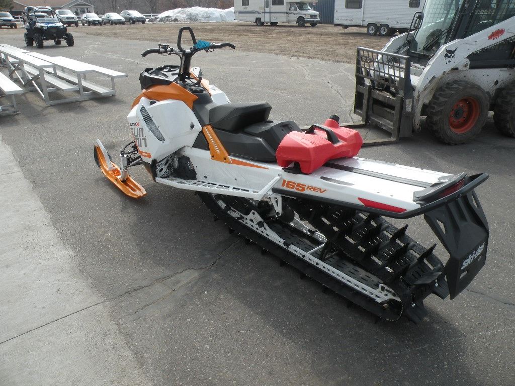 2017 Ski Doo Summit X 850 e-tec SN#-2BPSTDHK0HV000084