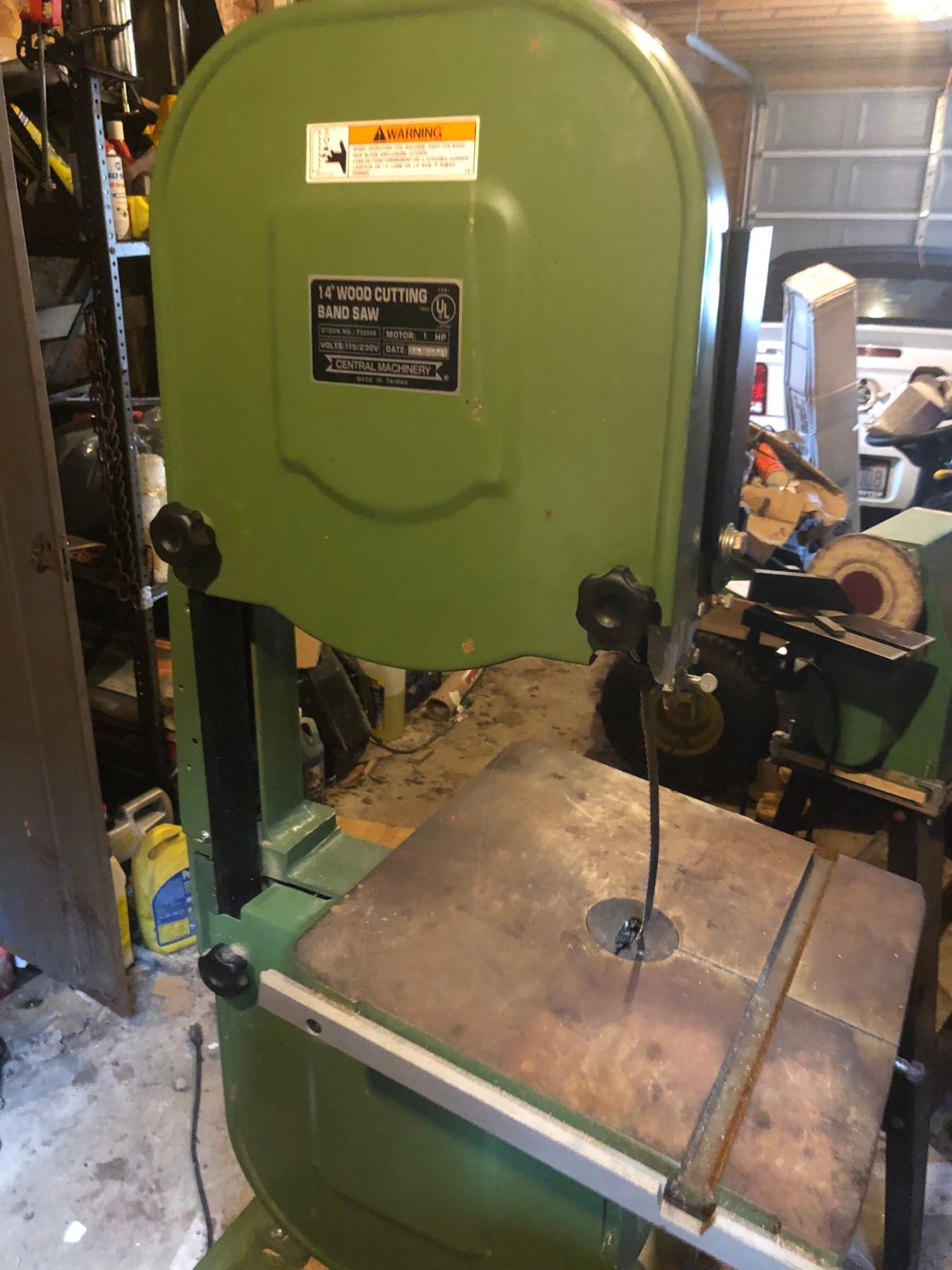 CENTRAL MACHINERY 14 WOOD CUTTING BAND SAW CENTRAL MACHINERY 14 WOOD CUTTING BAND SAW