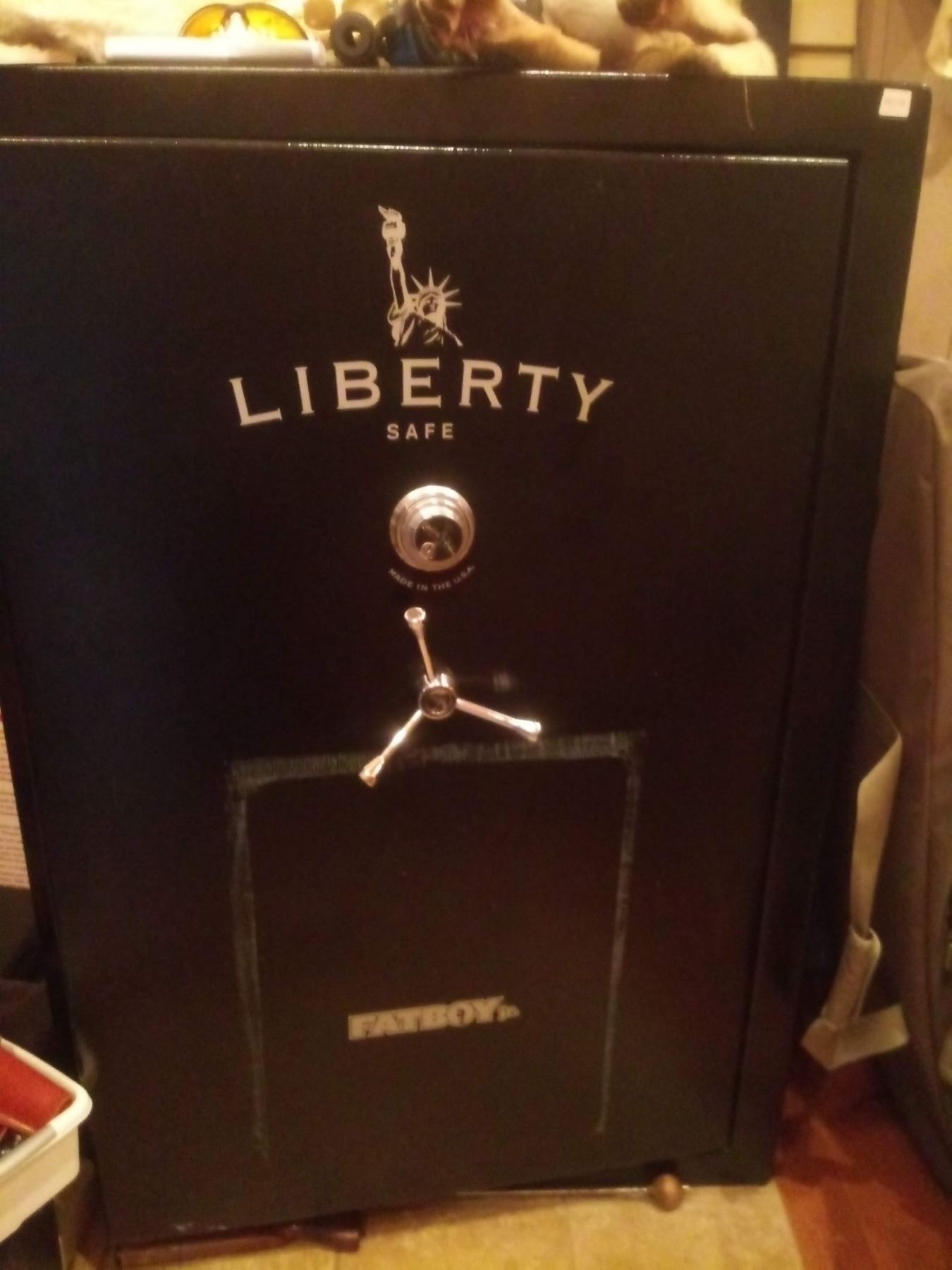 LIKE NEW LIBERTY FAT BOY JR. SUPER GUN SAFE