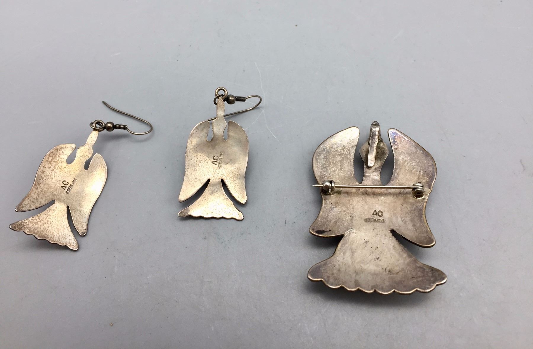 Waterbird Design Pendant and Earring Set