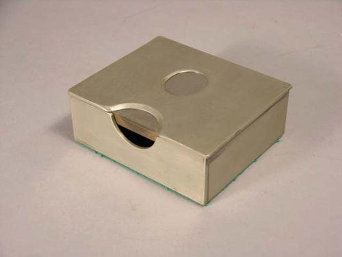 Nickel Plated Brass Thumbhole Faro Card Dealers Box