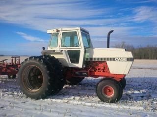 1982 Case 2390 - 2WD Tractor
