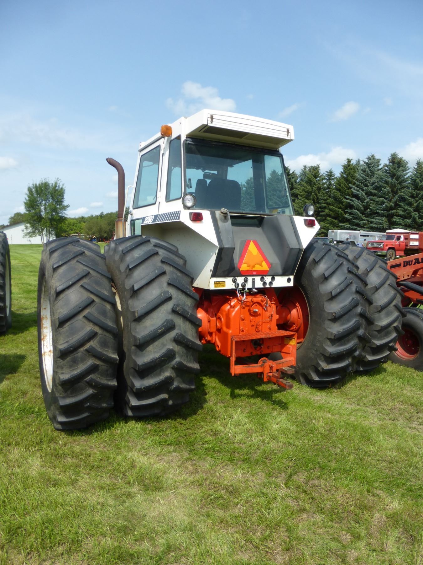 1982 Case 2390 - 2WD Tractor