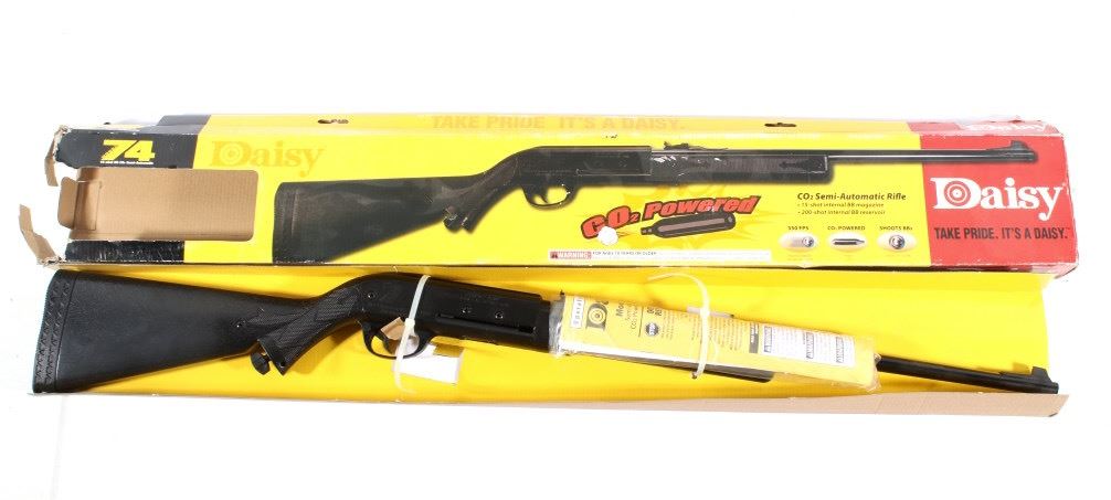 Daisy Model 74 CO2 BB Gun Rifle with Original Box