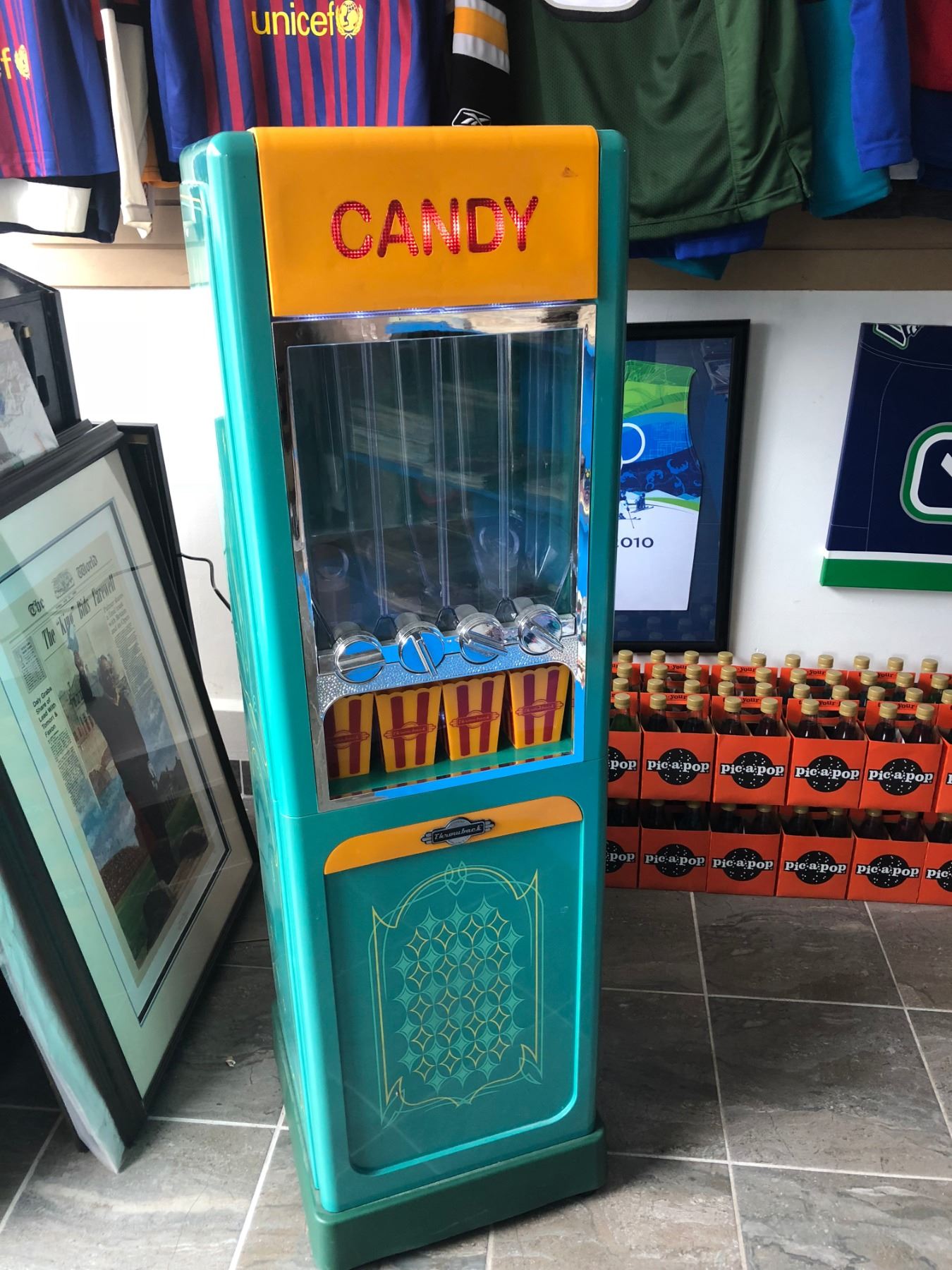 AUTHENTIC THROWBACK CANDY MACHINE