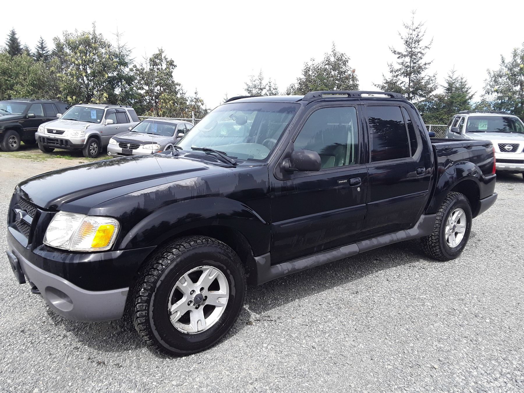 F4 -- 2005 FORD EXPLORER SPORT TRAC , Black , 188171 KM's