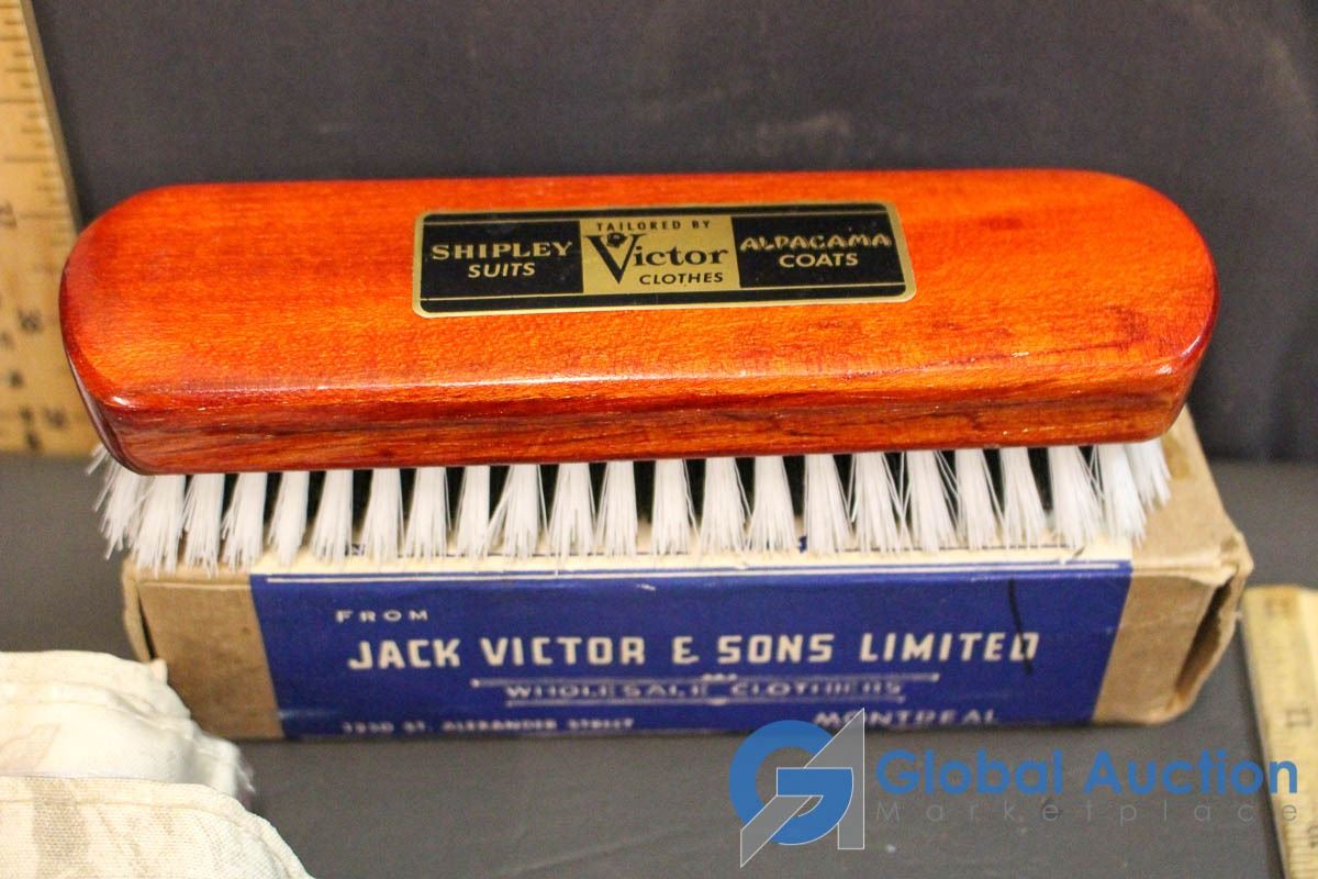 Curtain, Wallet, Victor Clothes Shipley Suits Alpacama Coats Brush, etc.