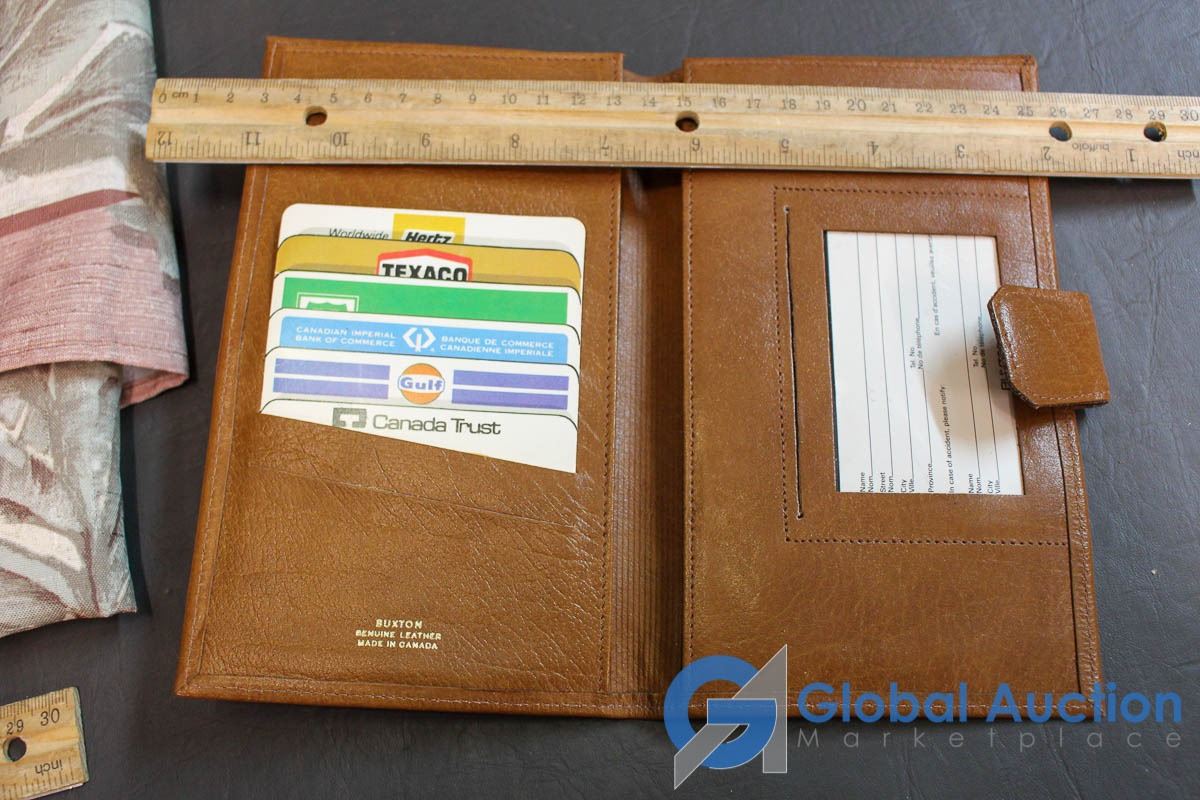 Curtain, Wallet, Victor Clothes Shipley Suits Alpacama Coats Brush, etc.