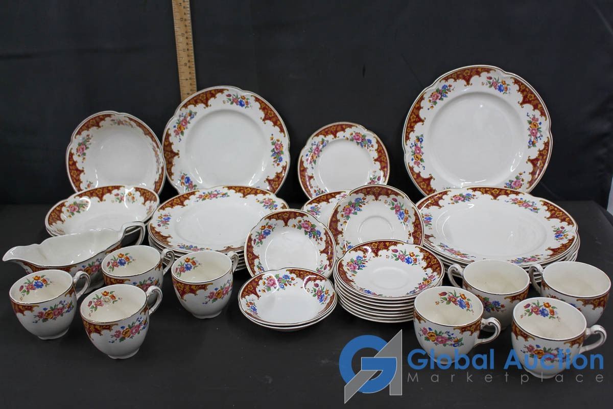Assortment of Chinaware Set