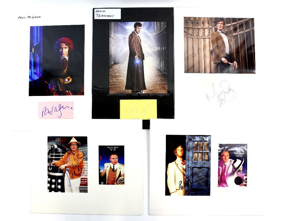Autographs - Doctor Who - Five signed cards David Tennant, Paul McGann ...