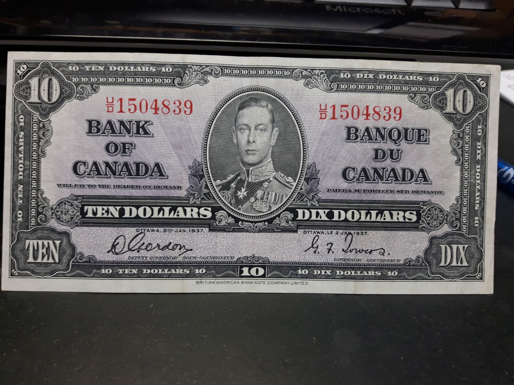 Canada Ten Dollar Bill (1)