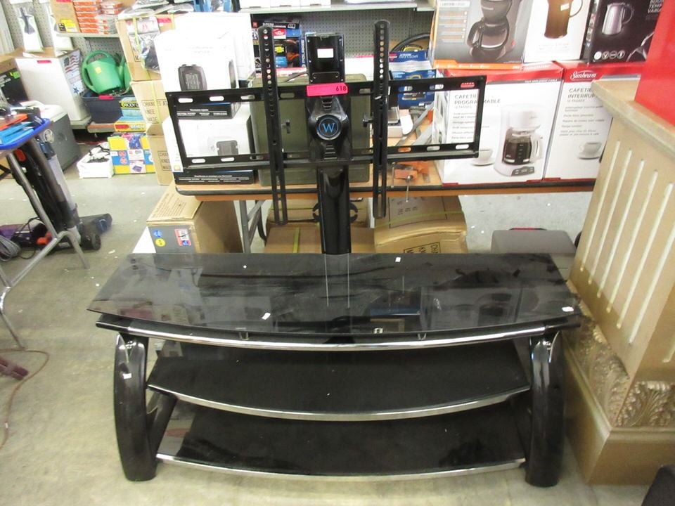 Black Tempered Glass Entertainment Stand