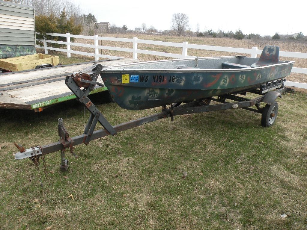 1960 Sears 14ft boat w/1960 Homemade trailer SN#-XXX