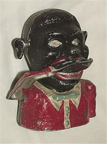 Tin 'Golly' money box