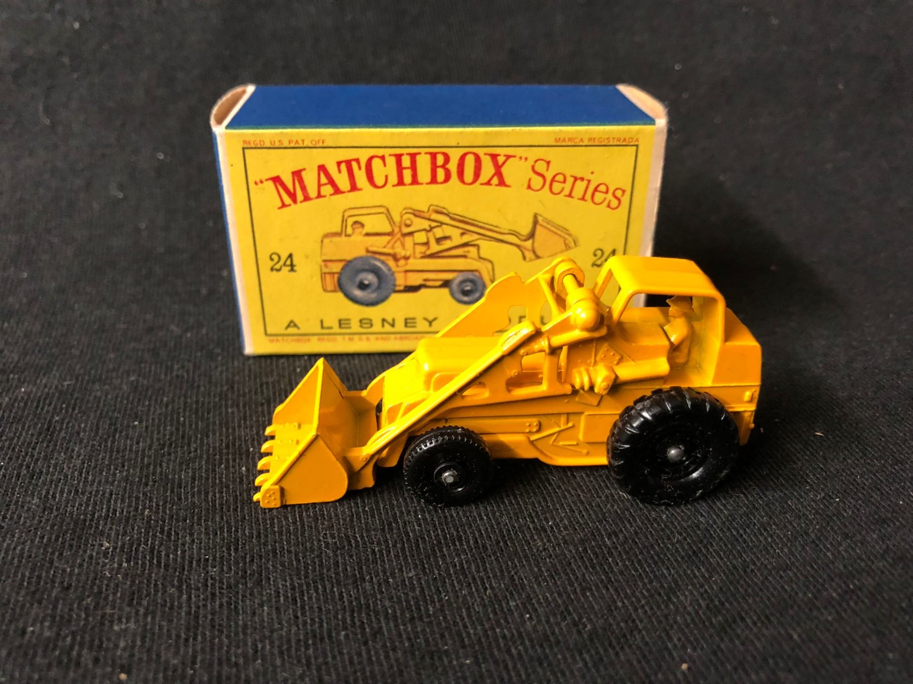 Vintage Lesney Matchbox Series #24 HYDRAULIC EXCAVATOR