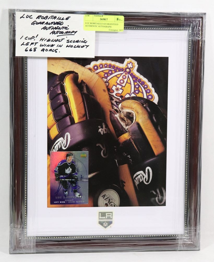 LUC ROBITAILLE GUARANTEED AUTHENTIC AUTOGRAPH