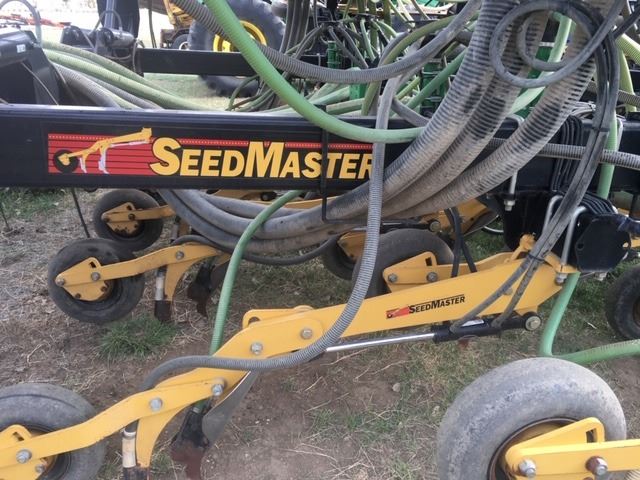 2012 Seedmaster TXB Air Drill model 7012 ( SN SM12789) 70 foot width