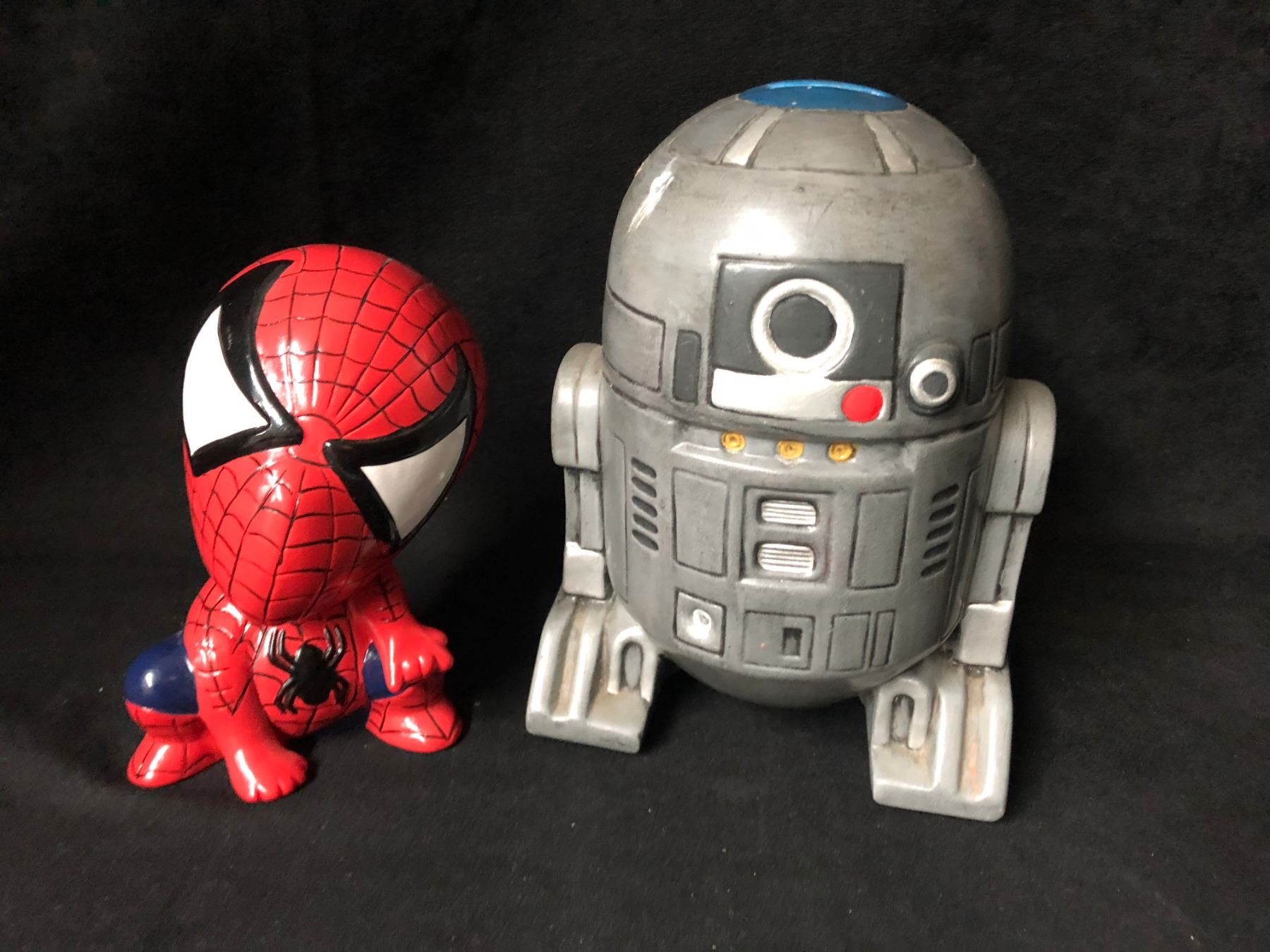 SPIDER-MAN & R2-D2 BANKS LOT
