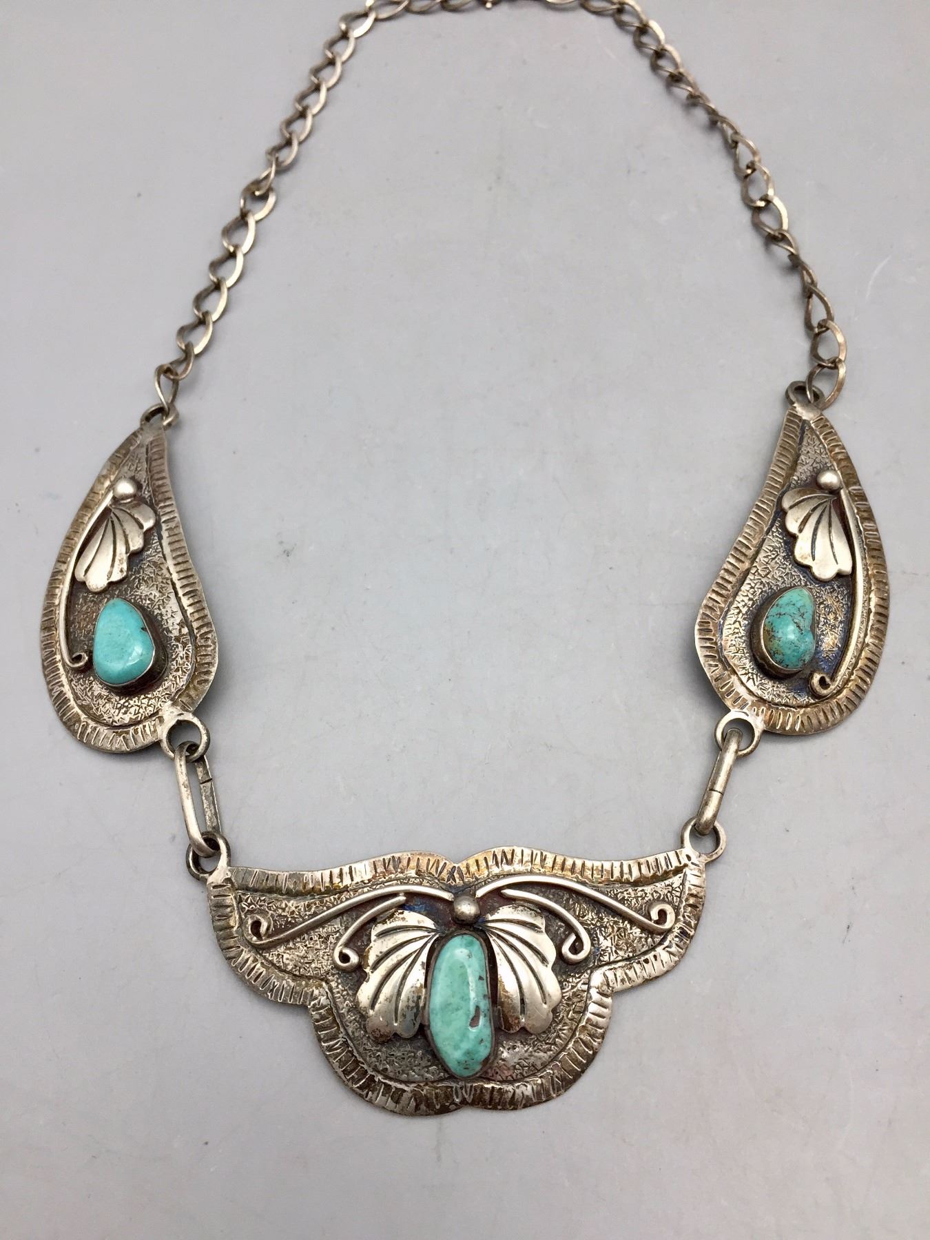 Vintage Turquoise And Sterling Silver Necklace Vintage Turquoise And Sterling Silver Necklace