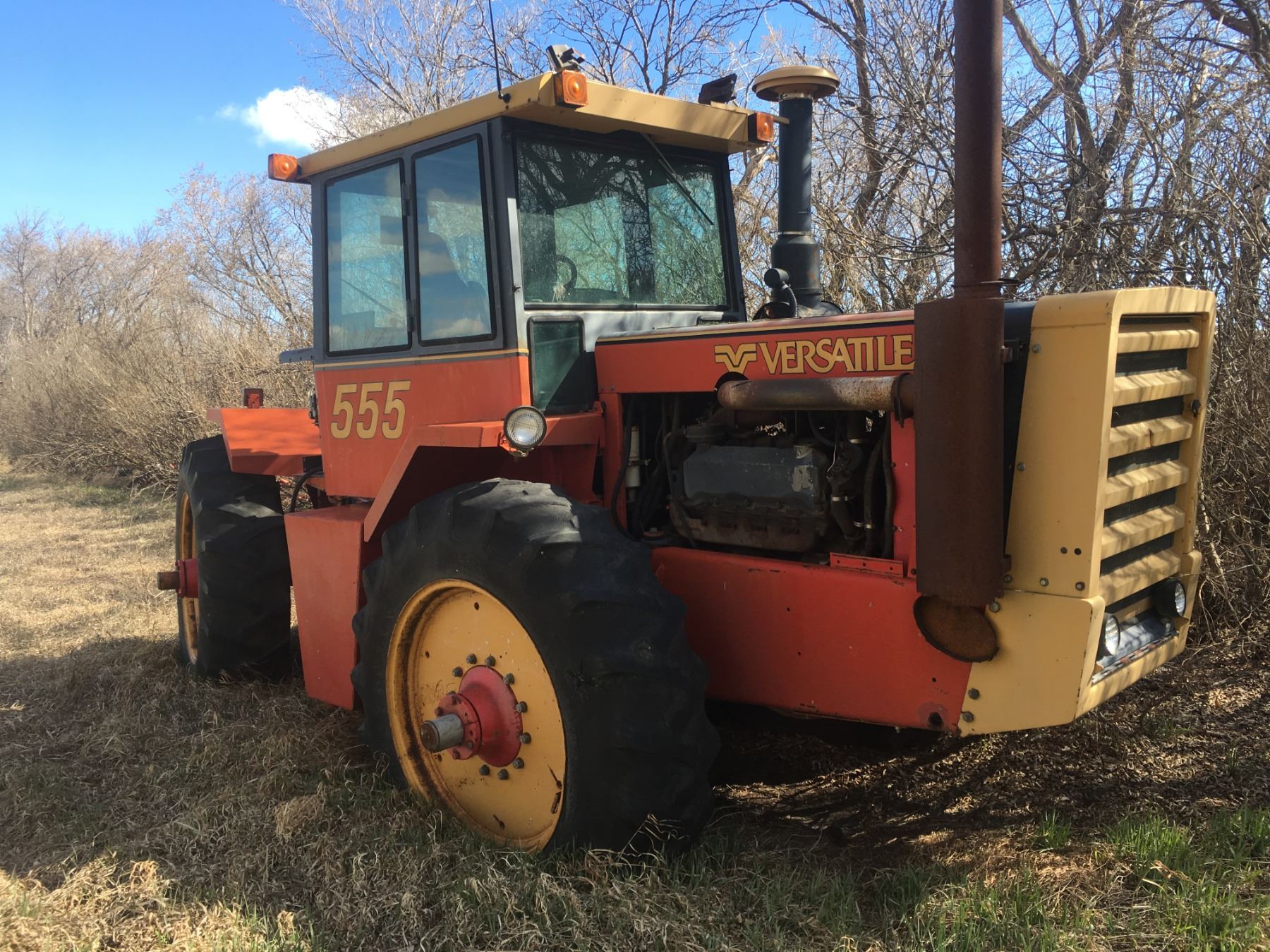 555 Versatile Tractor, not running