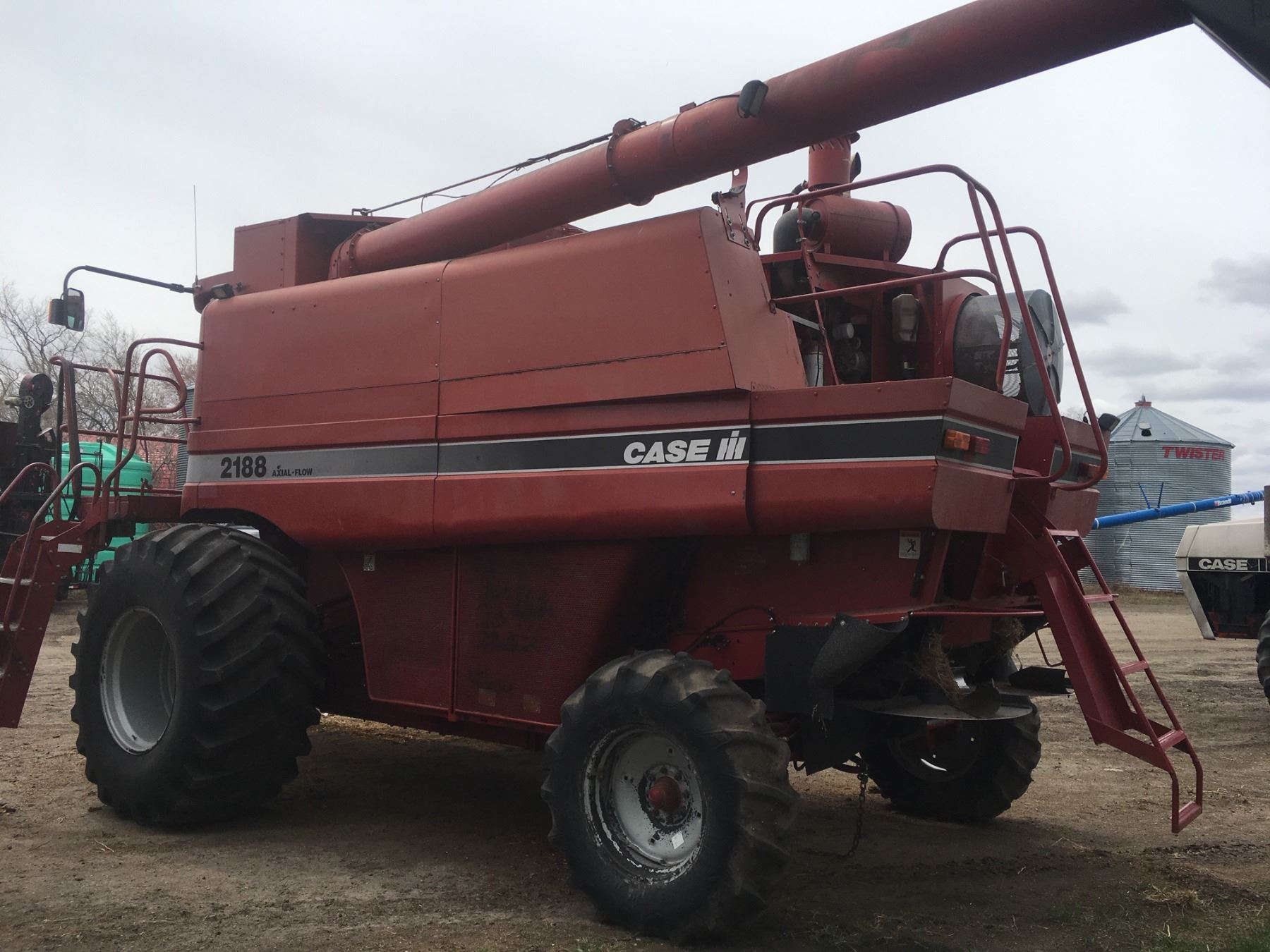 Case 2188 Combine, 1995, 4202 Engine hours -3089 Rotor hours