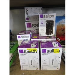 7 Salton Small Kitchen Appliances - Store Returns