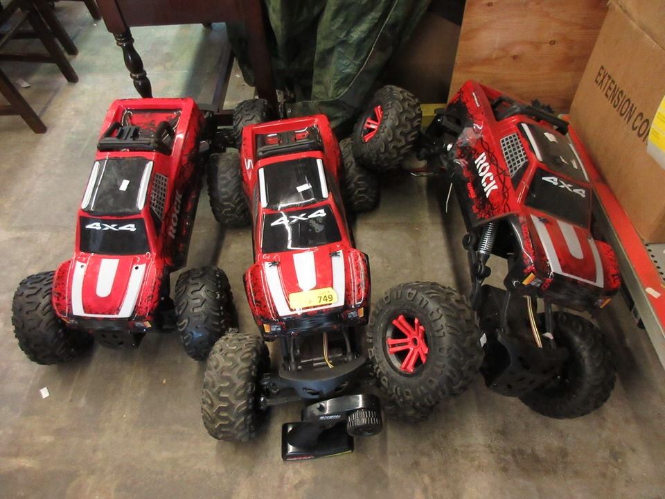 3 Rock Crawlers - Store Returns